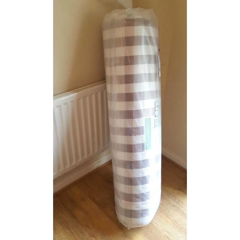 4ft 6in Double 2 Fold Orthopaedic Mattress - HomeJoy Furniture 4ft 6in Double 2 Fold Orthopaedic Mattress - HomeJoy Furniture